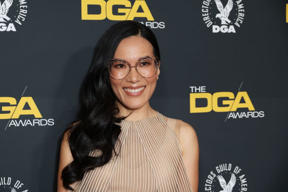 Comedian Ali Wong shares why she doesn't eat Asian food with non-Asian ...