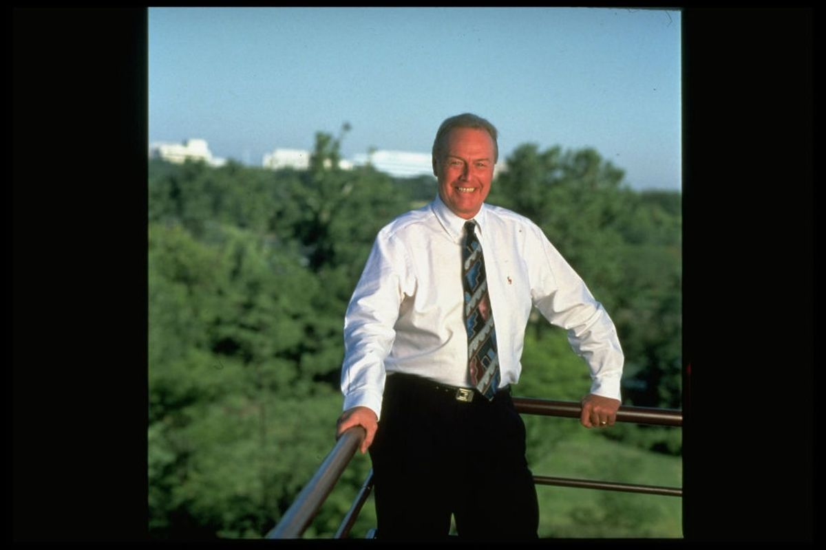 Incredible McDonald's mailroom to boardroom story as former CEO dies ...