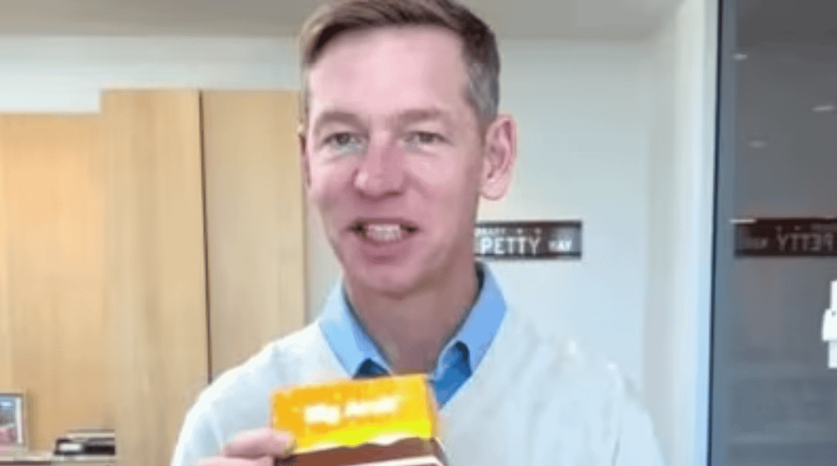 Burger King trolls McDonald's over CEO's incredibly awkward taste test