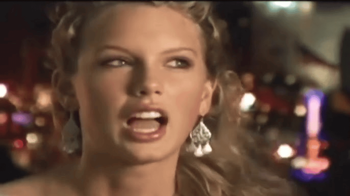Taylor Swift fans baffled after spotting extremely rogue detail in ...
