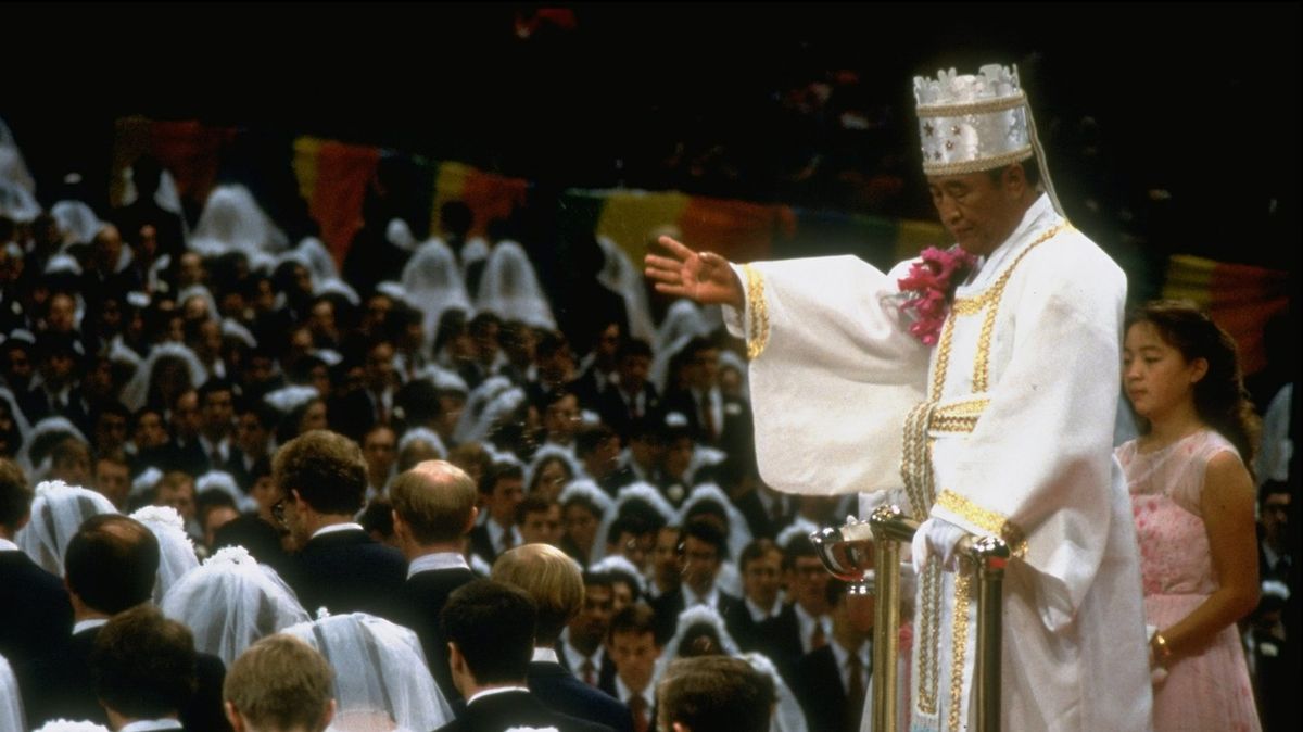 Disturbing Moonies 'cult' exposed as horror of 'sperm communion' is ...