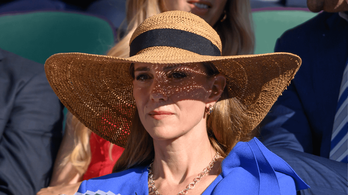 Kate Middleton spotted breaking Wimbledon 'rule' despite clear ...