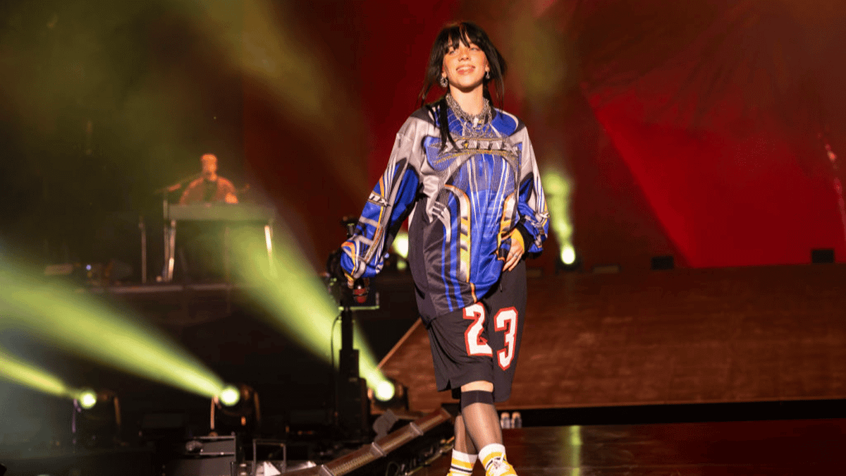 Billie Eilish fans scramble to buy tickets as UK tour kicks off sooner ...