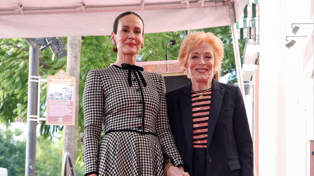 Holland Taylor shares rare insight into 32-year age gap relationship ...