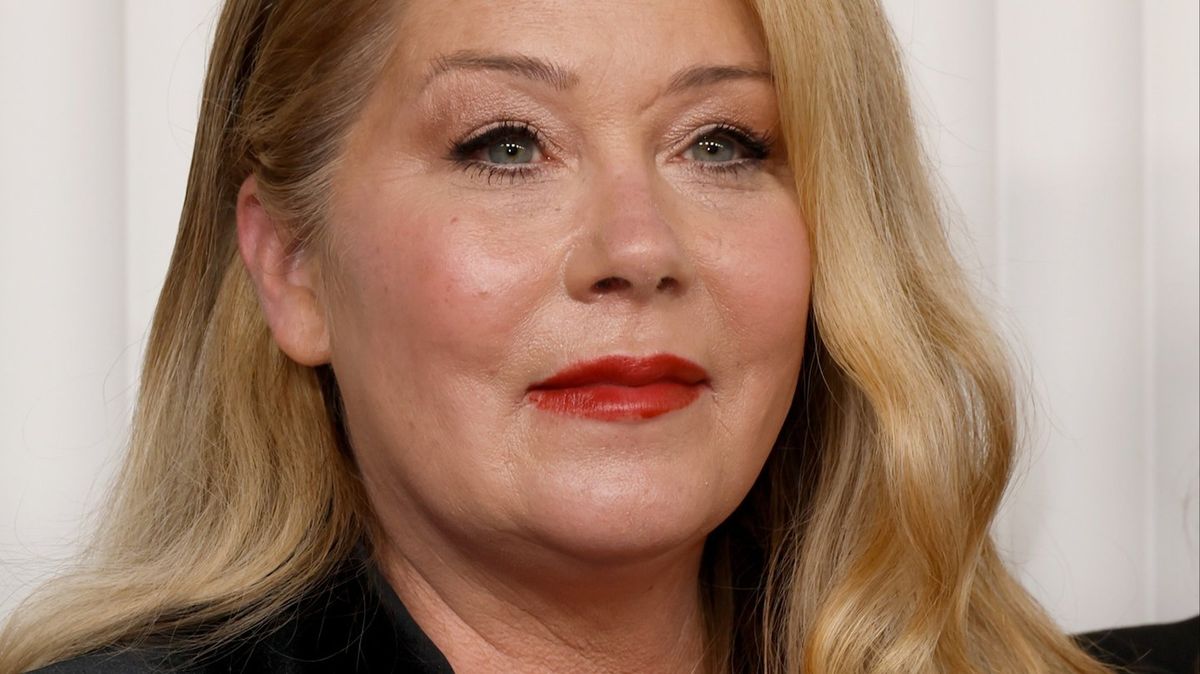 Christina Applegate reportedly hospitalised months after making ...