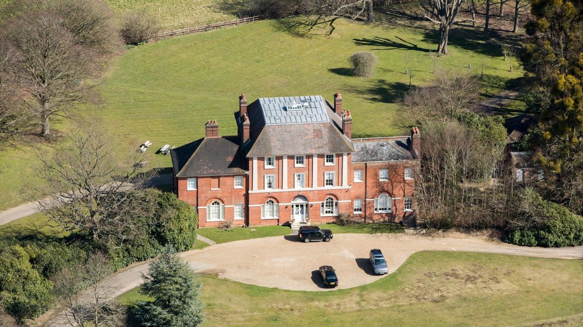What we know about William and Kate's new house amid claims unexpected ...