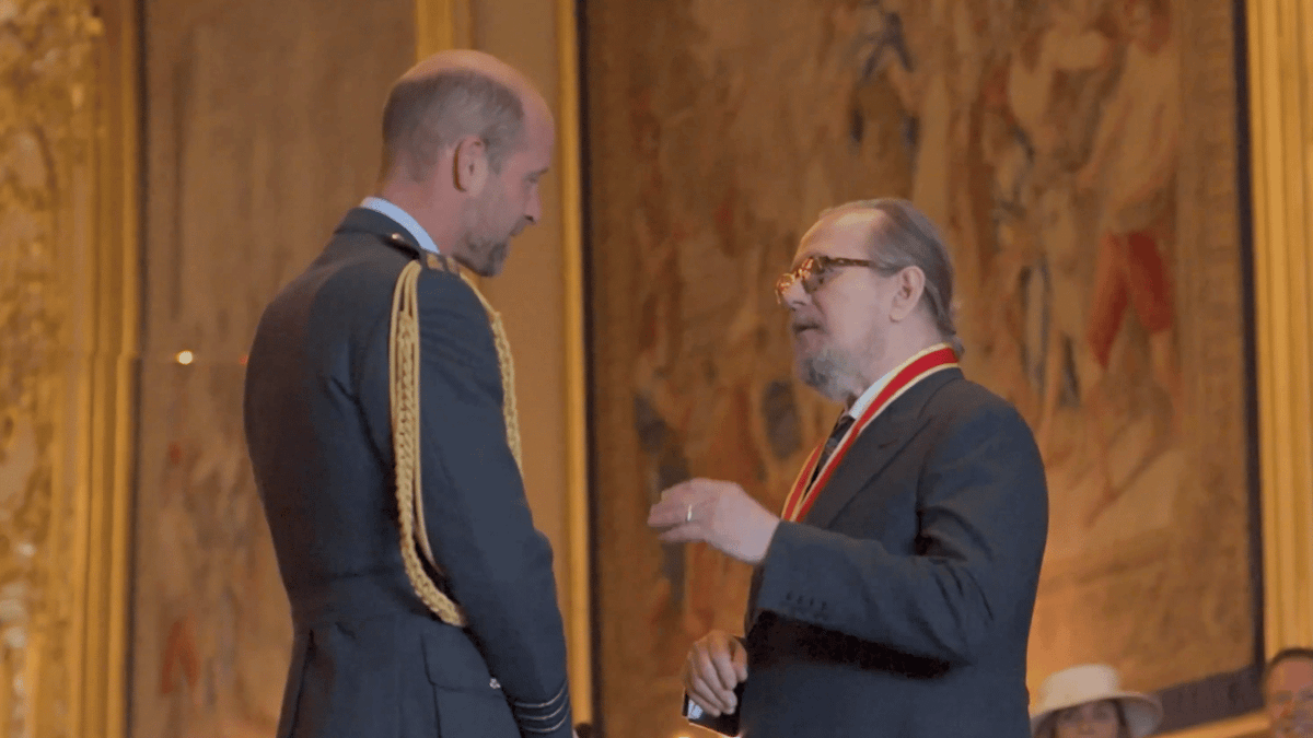 Prince William’s savage comment to Gary Oldman about his hygiene revealed