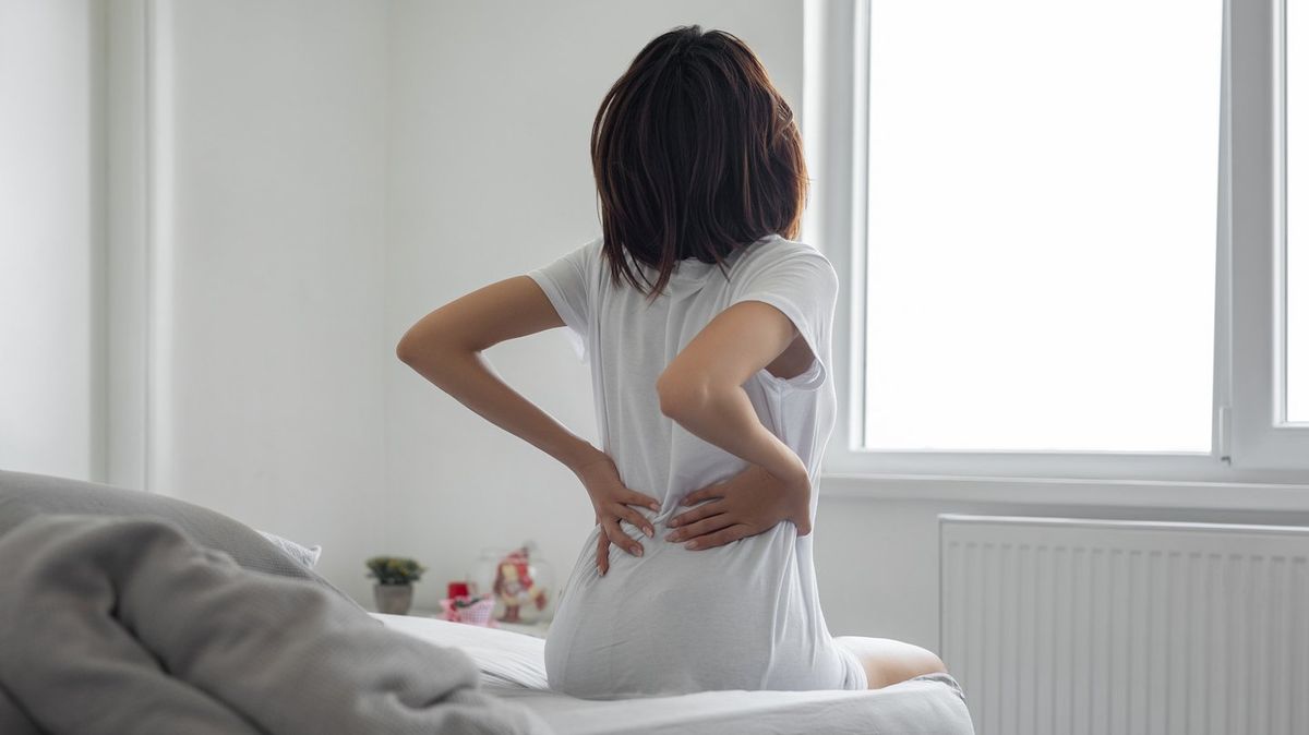 Common spine problem thousands of women are only just realising they have