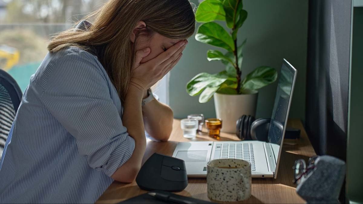 Experts reveal why common email apology is actually making co-workers ...