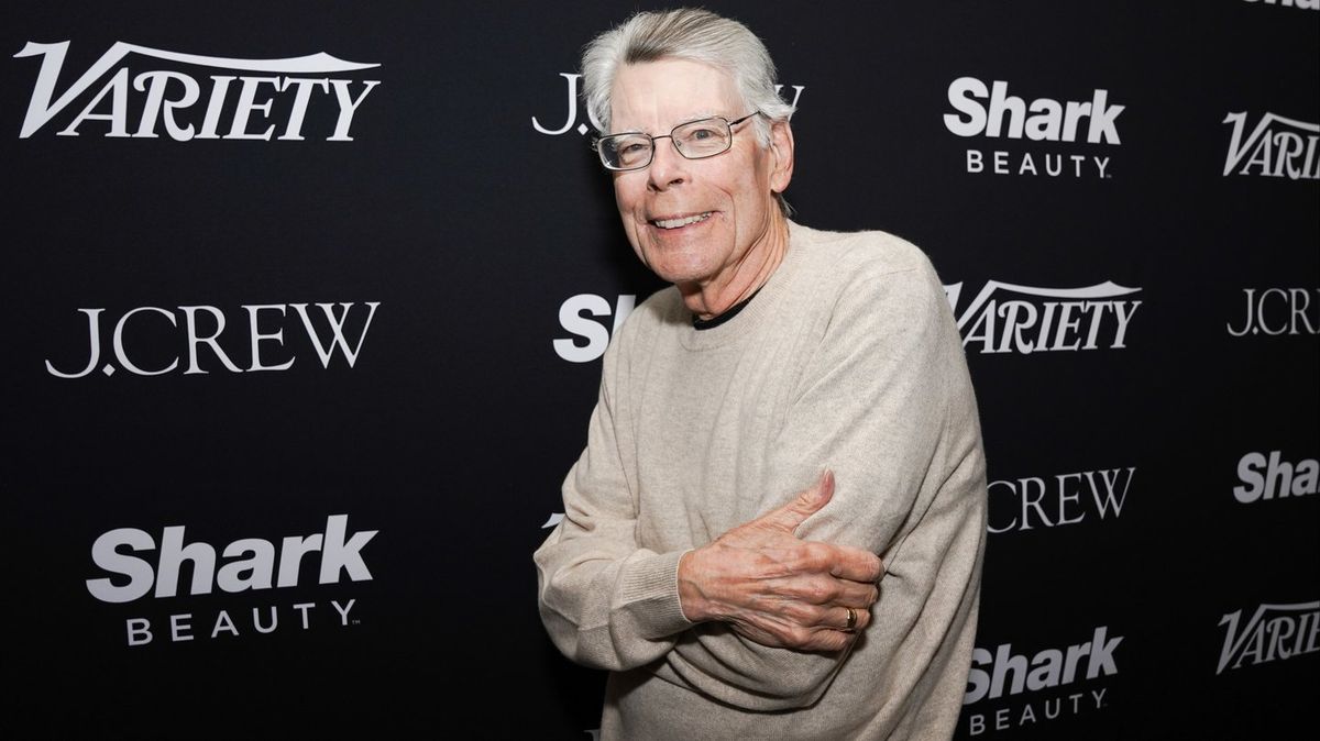Stephen King takes brutal swipe at controversial Hollywood actor as ...