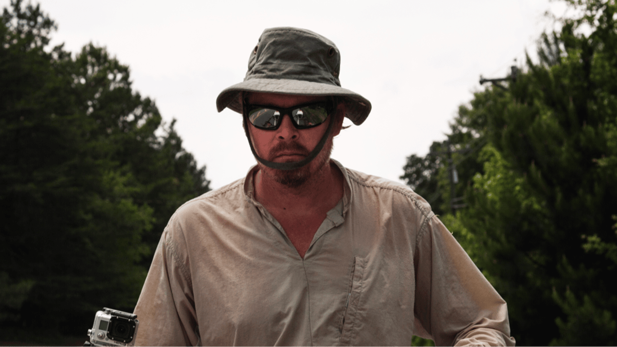 Mind-blowing journey of man who has spent 27 years walking around the ...