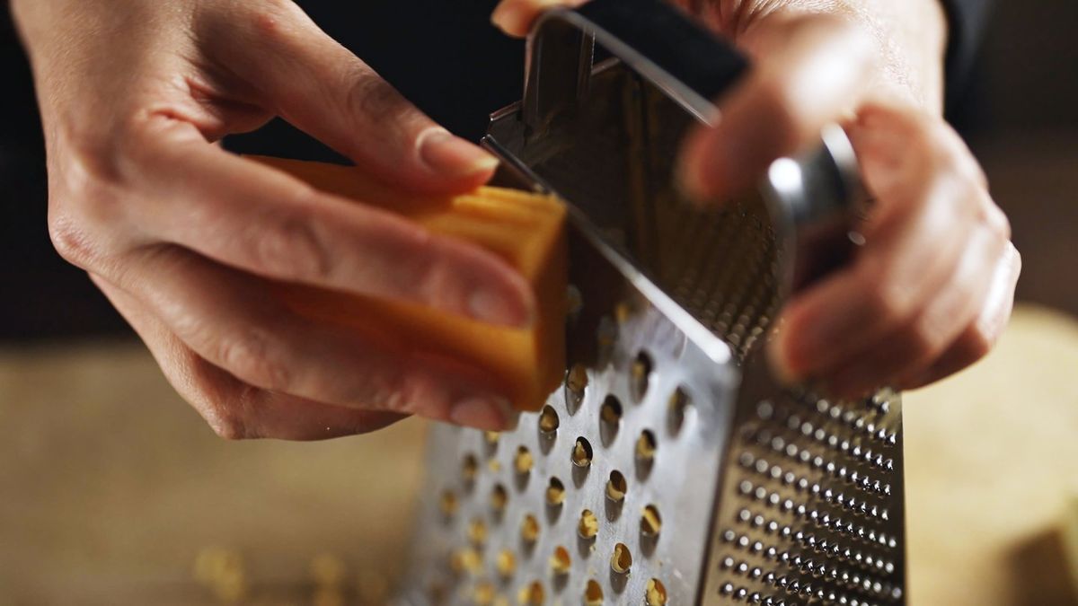 Culinary expert explains what the fourth side of the cheese grater is ...