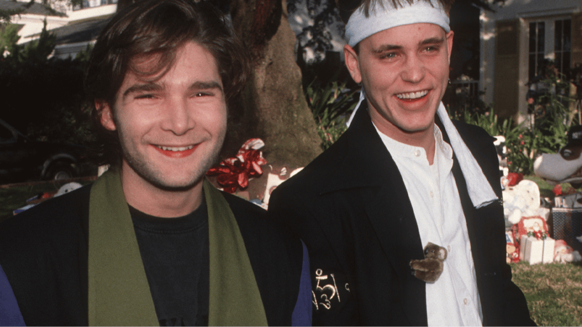 Corey Feldman clarifies statements after Corey Haim's mom slams his ...