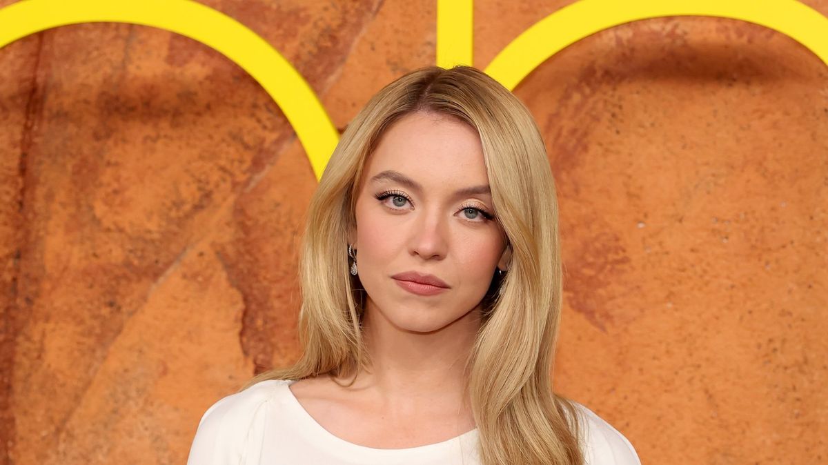 Sydney Sweeney's net worth as full-frontal nude Euphoria scene sparks ...