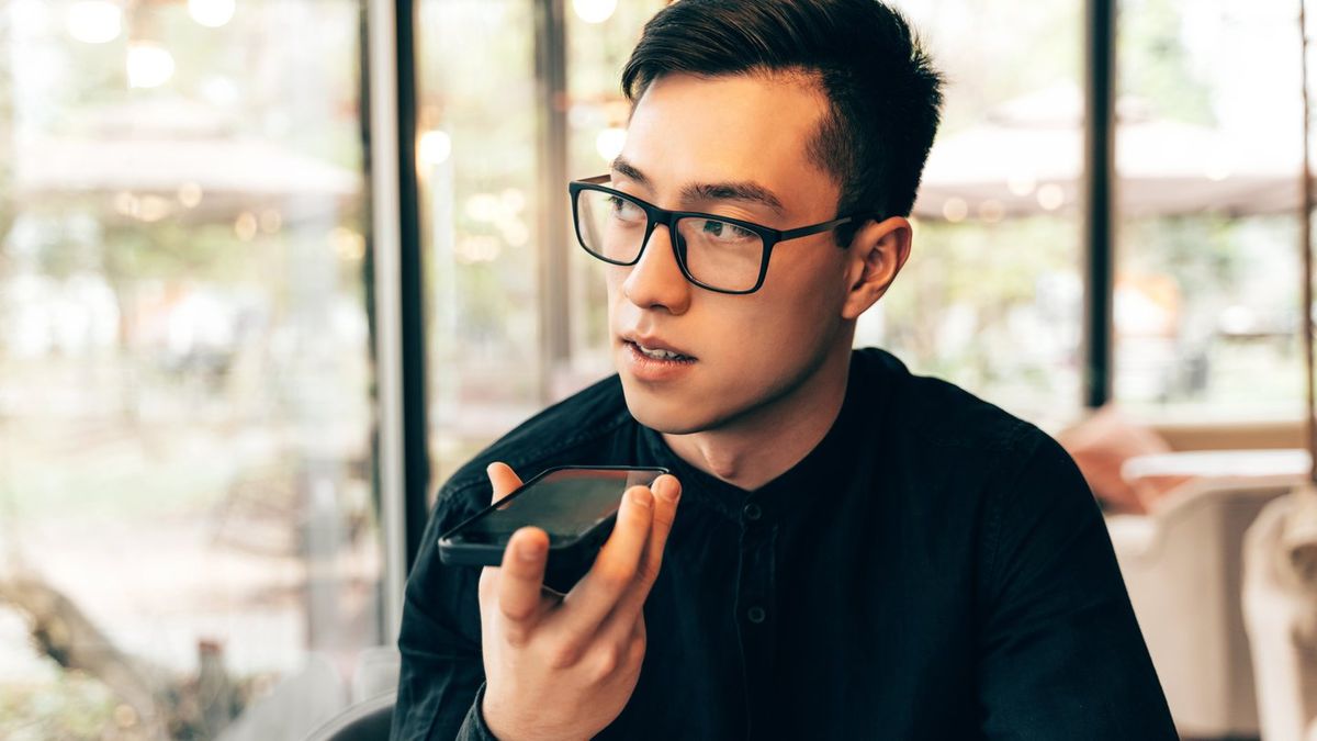 Everyone's saying Siri is 'evolving backwards' after comparing old ...