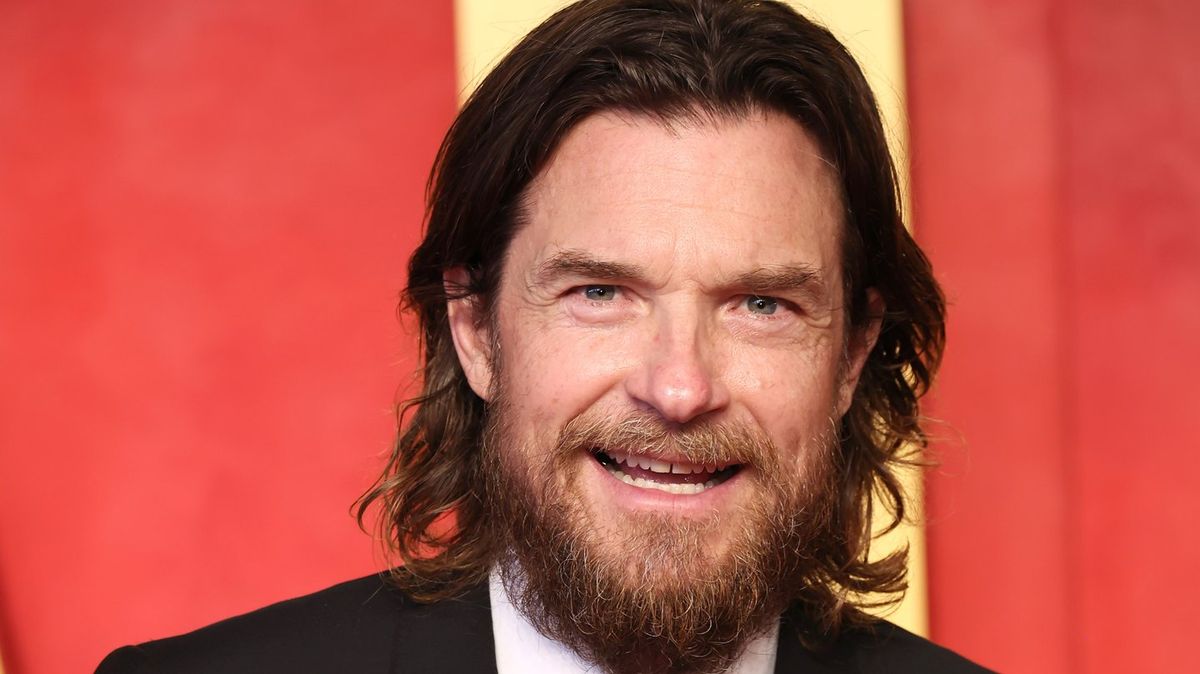 Jason Bateman branded 'gross' after asking Charli XCX why she doesn't ...