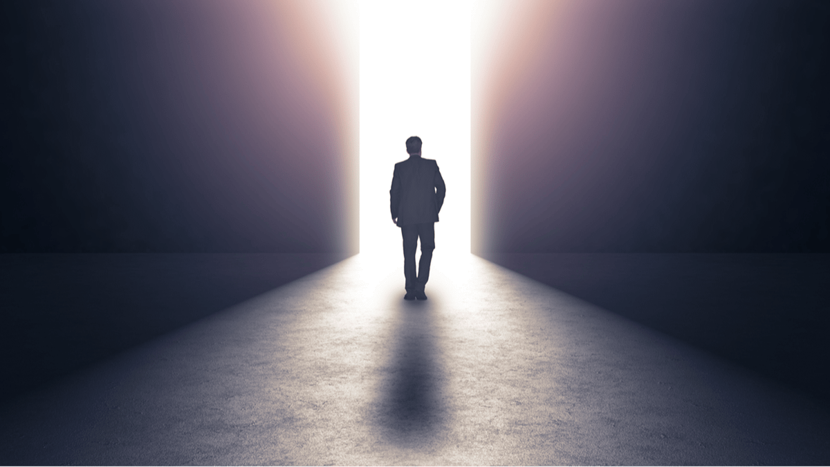 Man who has seen 'proof' that death is 'not the end' explains the seven ...