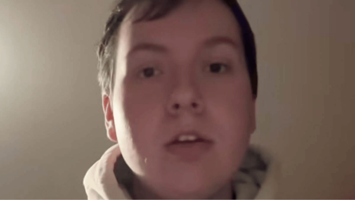 Man, 20, diagnosed with terminal cancer after doctors dismissed warning ...