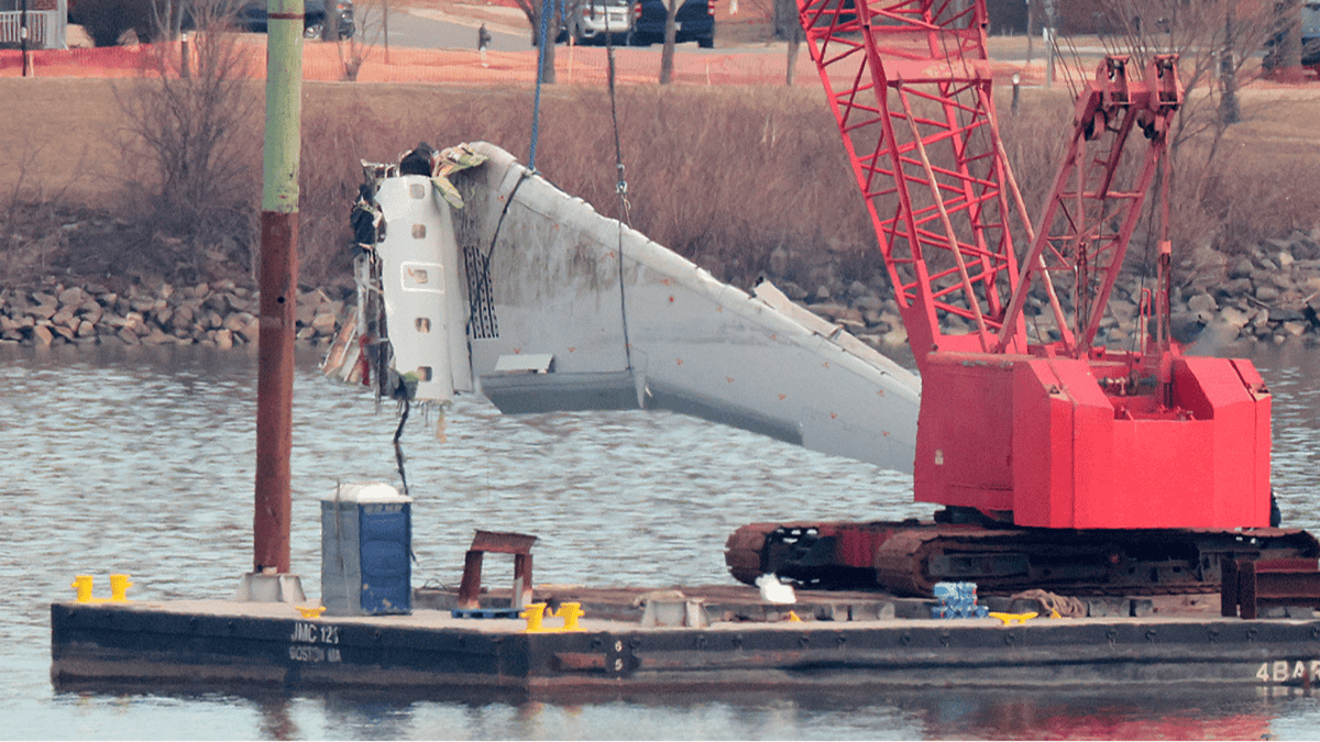 Officials confirm the remains of passengers onboard American Airlines ...