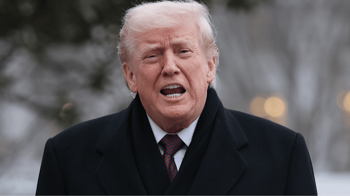 Trump tweet resurfaces showing how he wished nation a Merry Christmas ...
