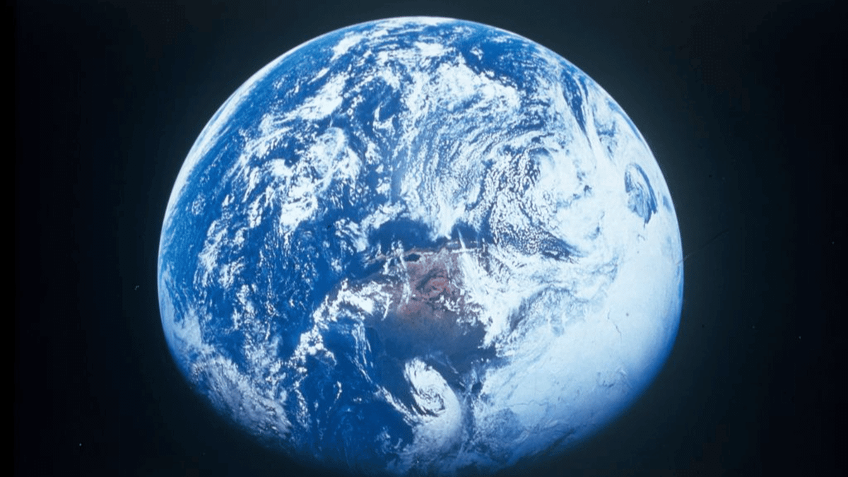 Scientists discovered huge 'ocean' beneath Earth's surface bigger than ...