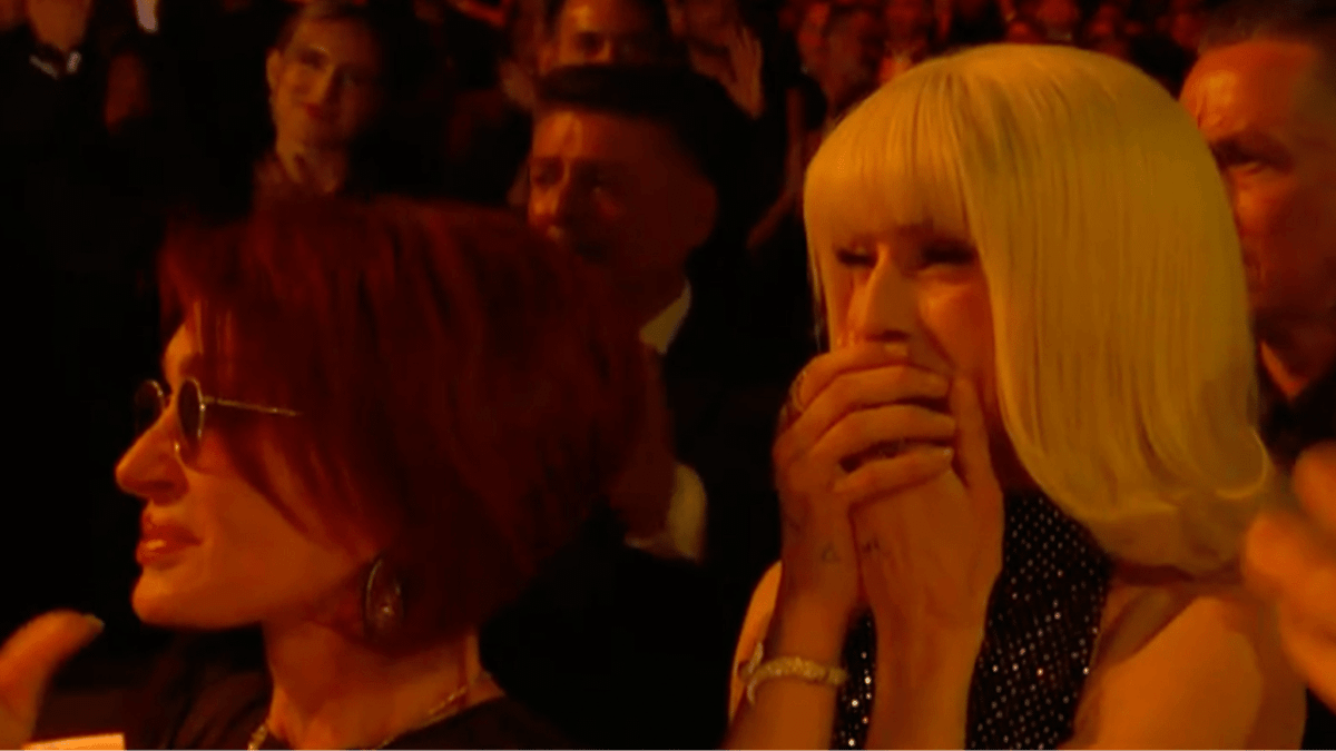 Kelly and Sharon Osbourne have heartbreaking reaction to Ozzy tribute ...