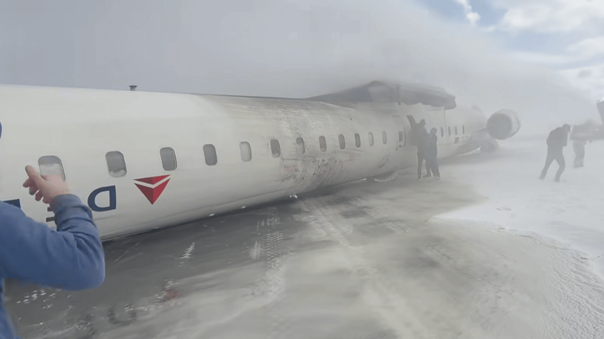 Air traffic control audio describes terrifying moments after Delta ...