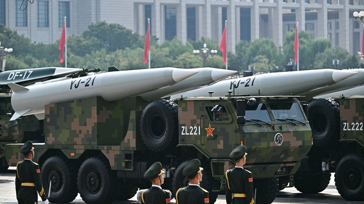 China unveils new weapons and nuclear missiles while issuing warning at ...