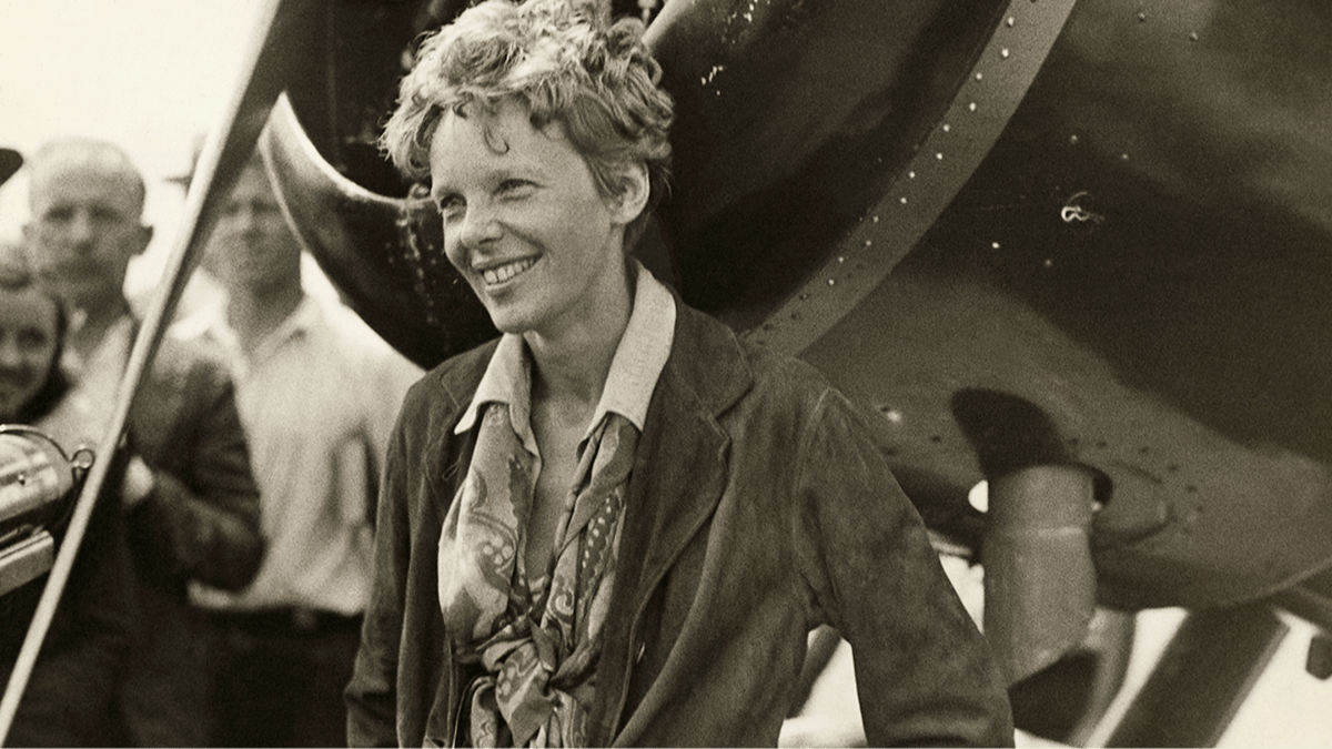 Disturbing discovery suggests Amelia Earhart could have survived her ...