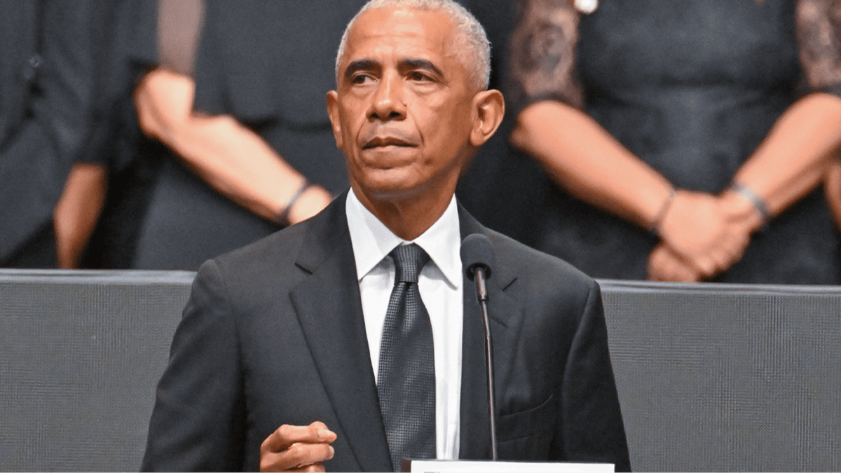 Barack Obama seemingly makes huge dig at Trump during his eulogy at ...