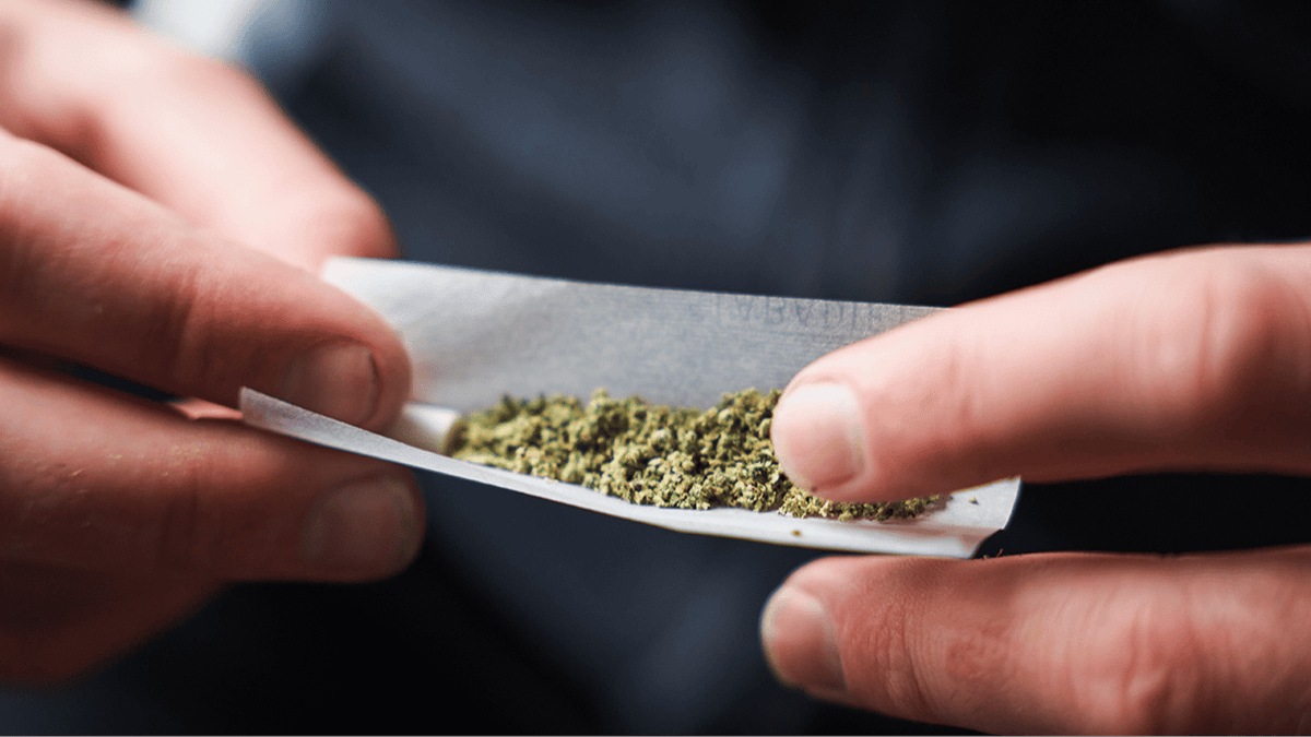 Heart surgeon reveals how bad smoking marijuana regularly is for your ...