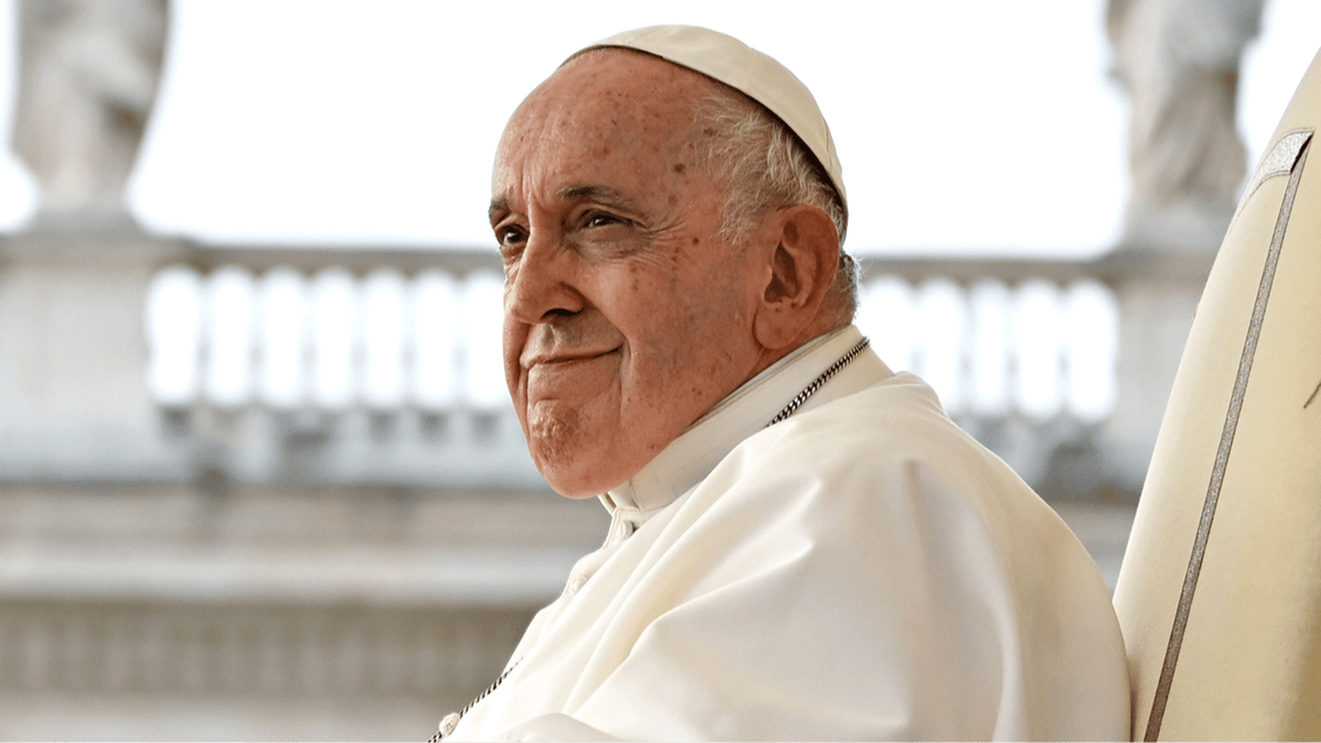 People surprised after seeing what Pope Francis' bedroom looked like ...