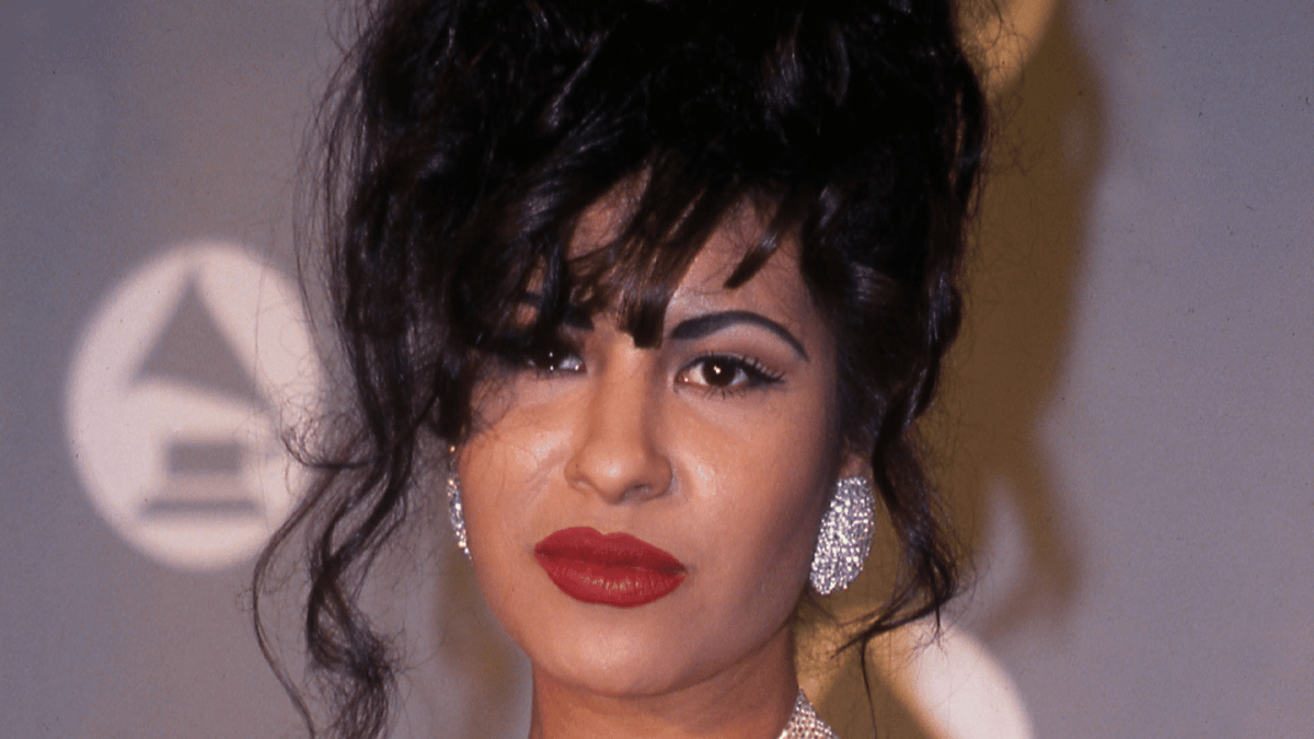 Family of pop star Selena speak out after woman who murdered her learns ...