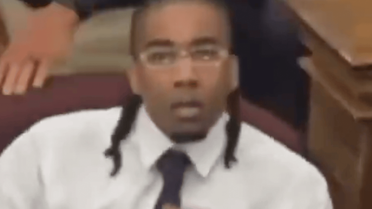 Man gives shocking reaction in court after being found not guilty of ...