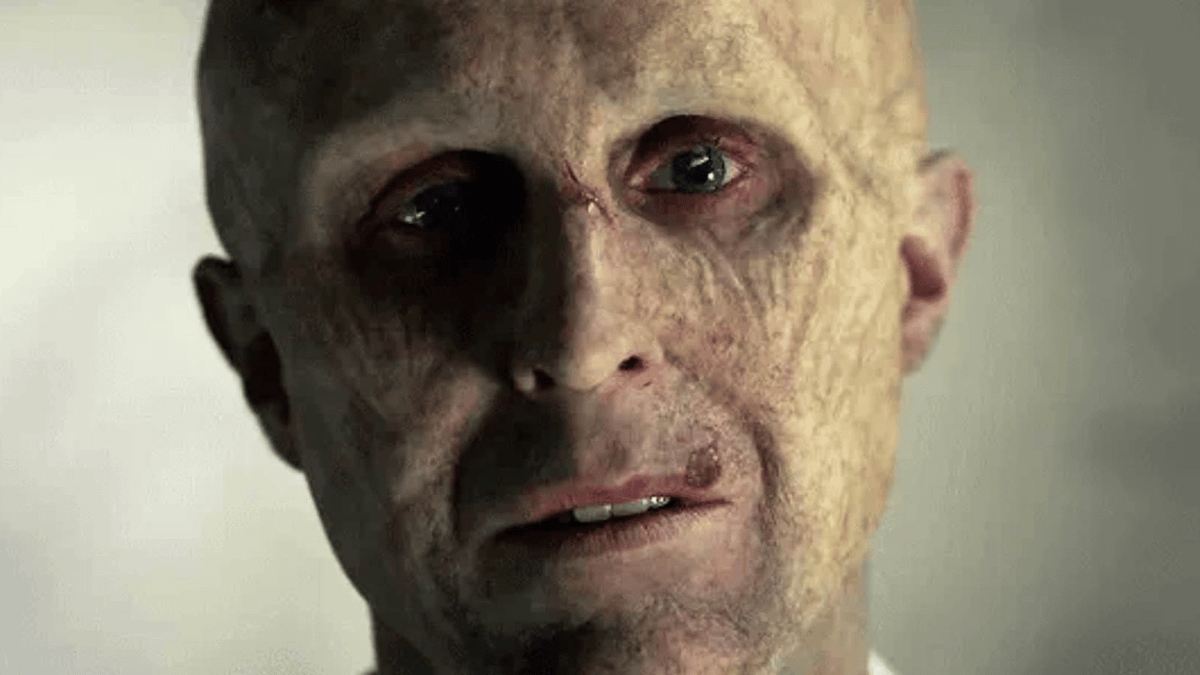 Stephen King urges Netflix subscribers to watch ‘smart’ series binged ...