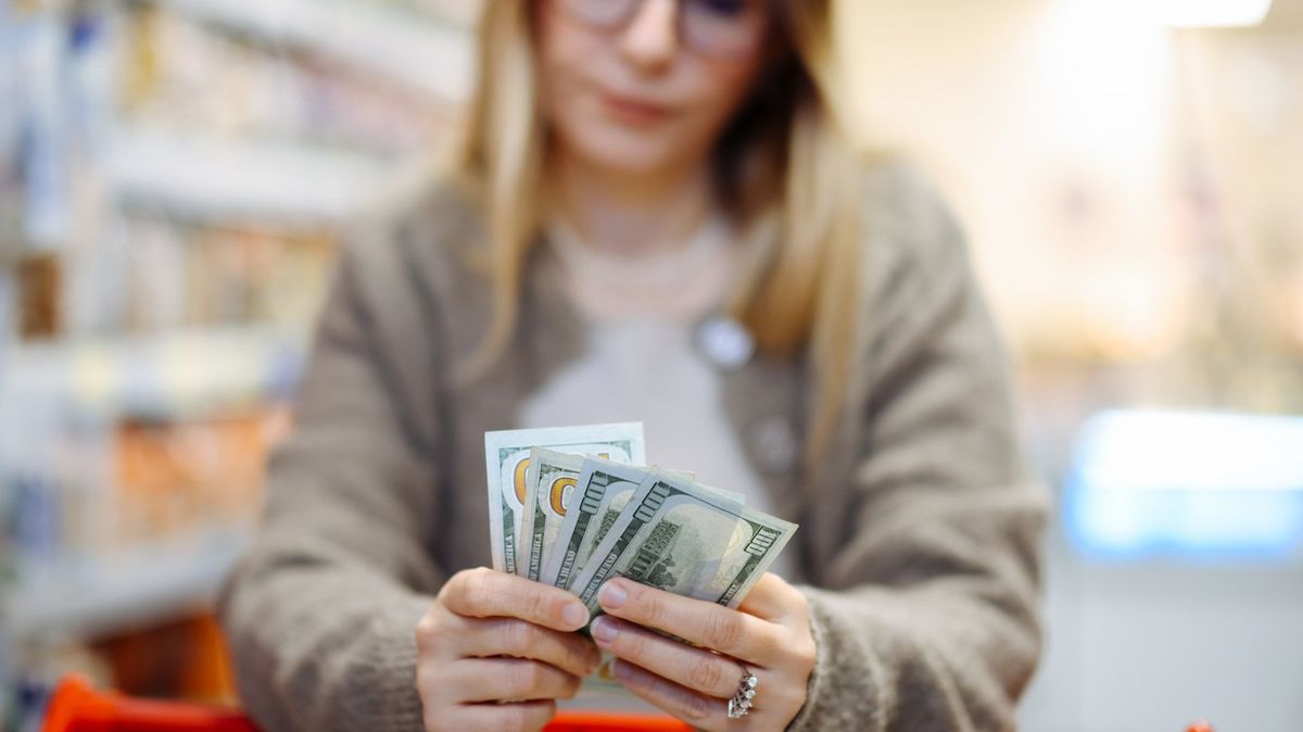 How much $1 could buy the year you were born revealed