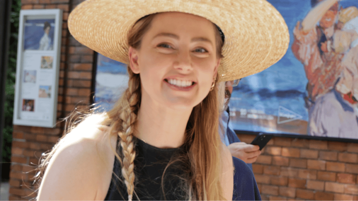 Amber Heard reveals new career move to supporters after changing her ...