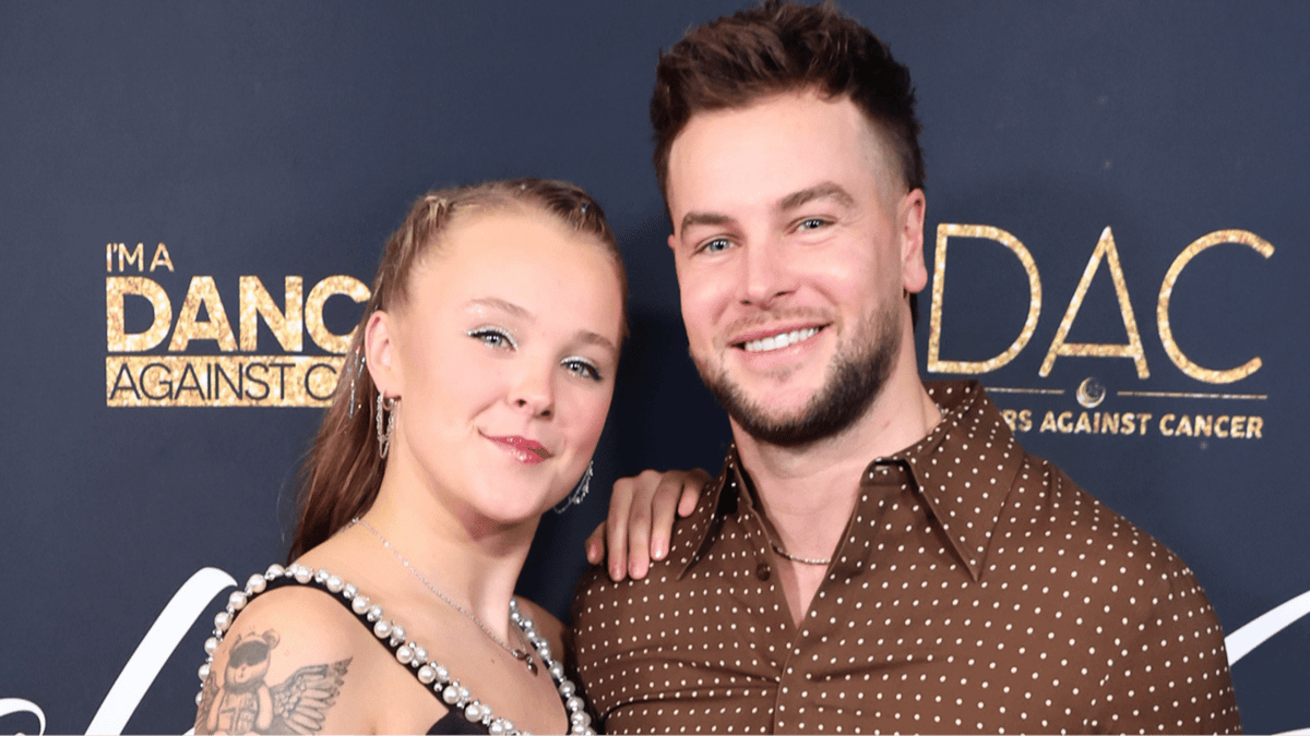 JoJo Siwa responds after boyfriend Chris Hughes said he was 'single' on ...