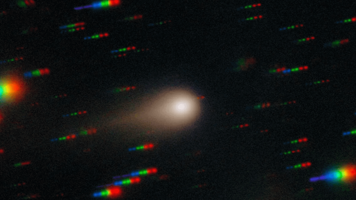 Experts baffled by new update on mysterious object aiming at Earth that ...
