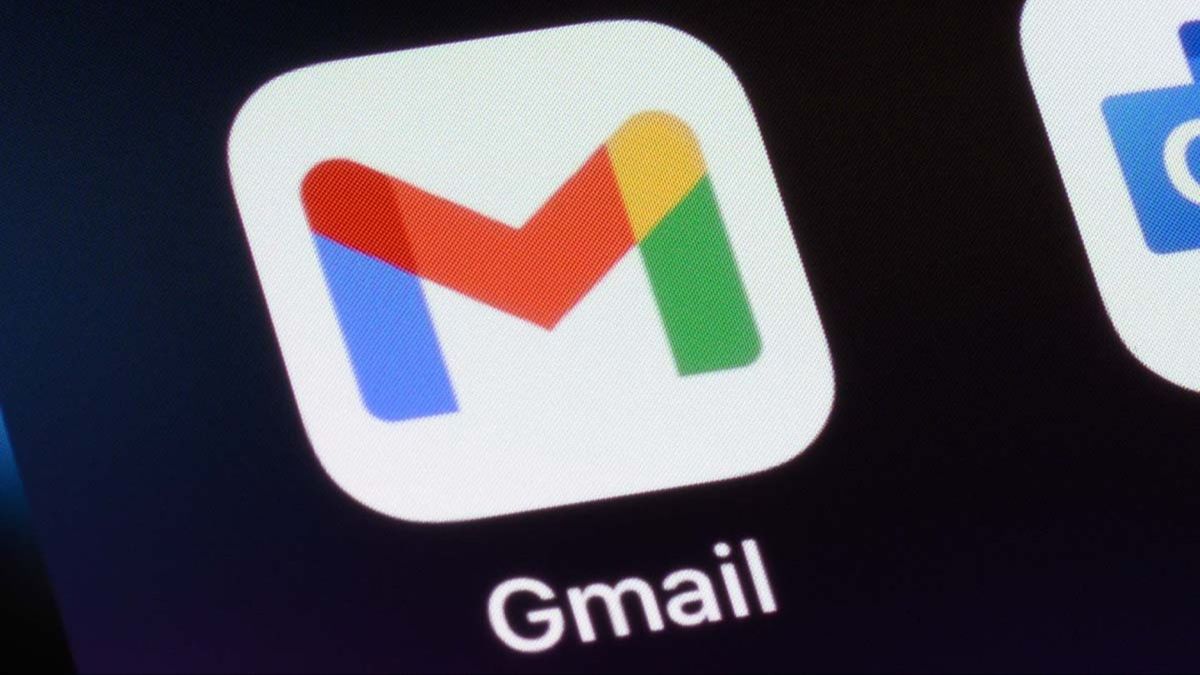 Urgent warning to billions of Gmail users over texting scam as experts ...