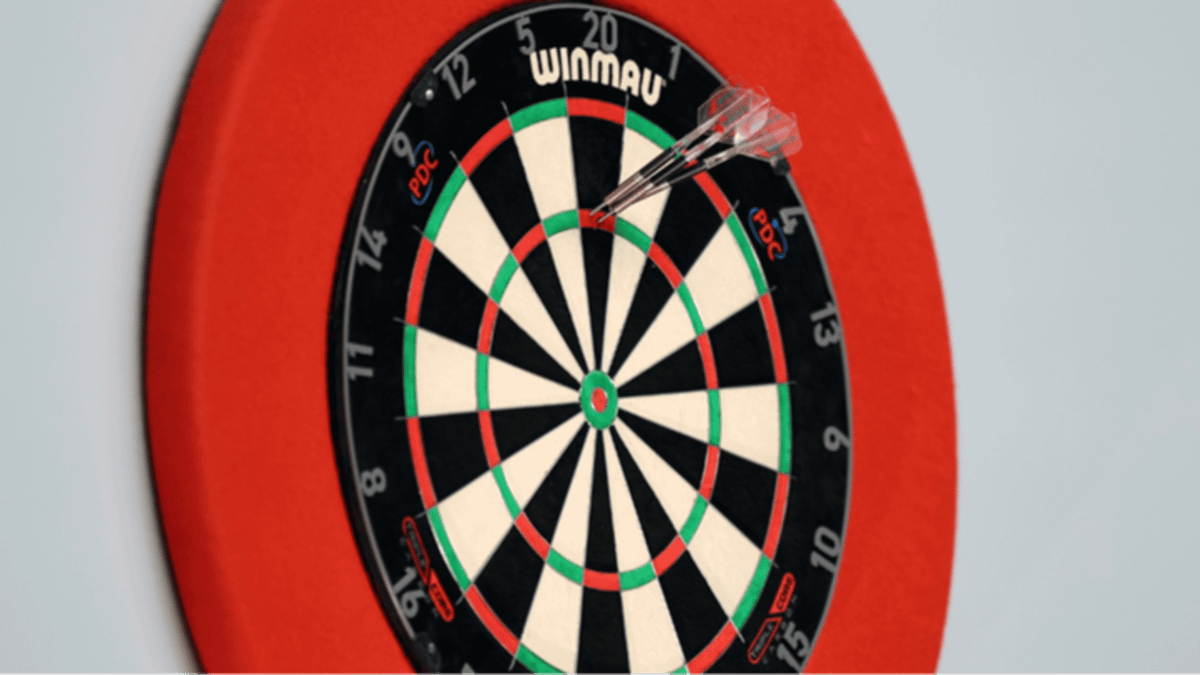 Darts star known as 'The History Maker' sees incredible 14-year streak ...
