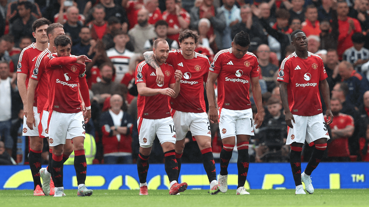 Manchester United ticket prices vs hospitality prices revealed amid new ...