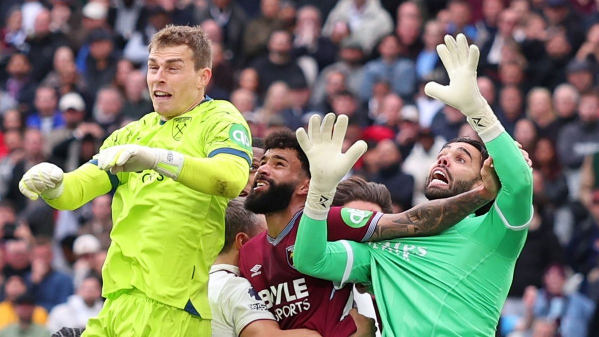'Just because it's Arsenal'... - Danny Murphy praised for best response ...
