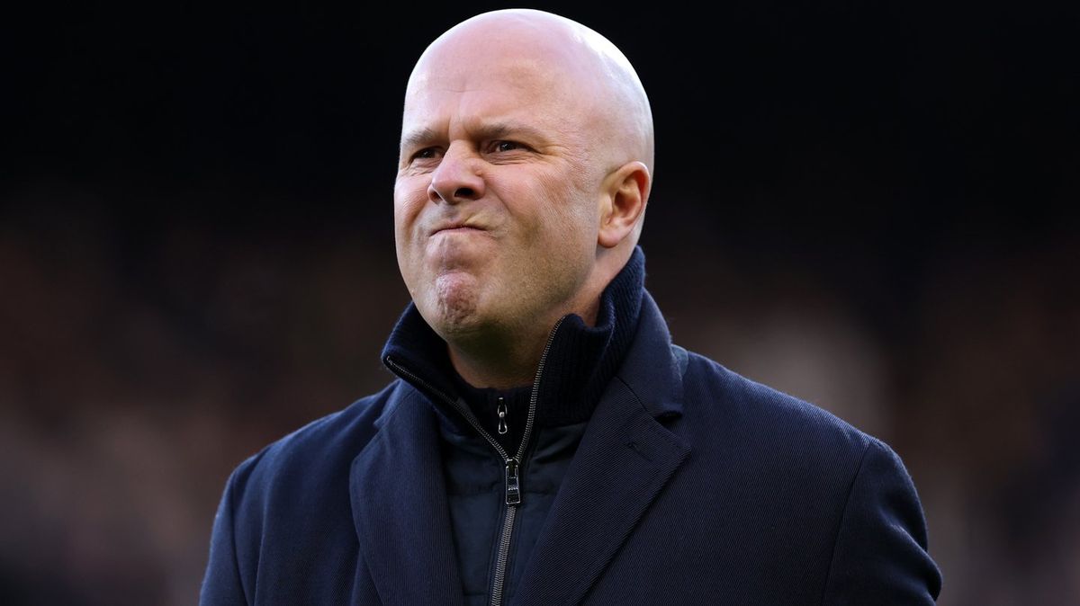 Liverpool Player 'Leaks' Major Arsenal Team News in Blow to Arne Slot