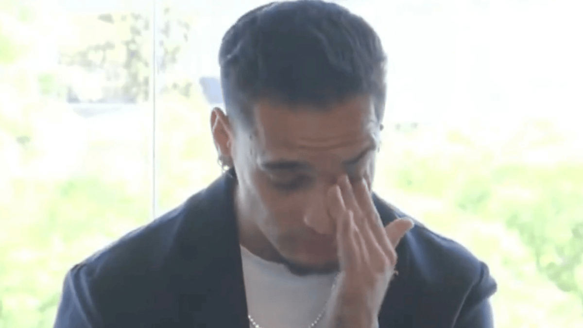 Antony Breaks Down in Tears After Describing How Badly Man Utd Treated Him