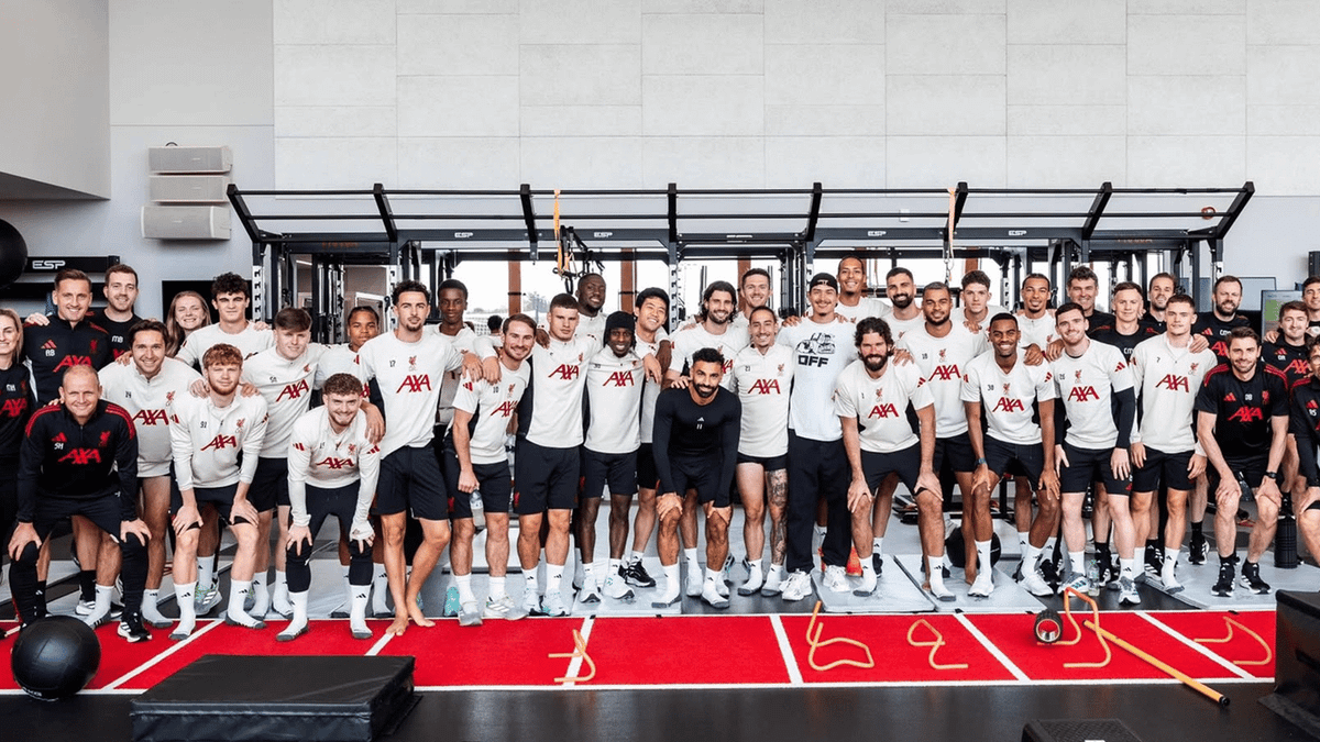 One Liverpool player was 'missing' from Darwin Nunez's goodbye photo