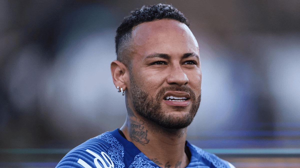 Neymar was offered 'blank cheque' to complete transfer that would've ...