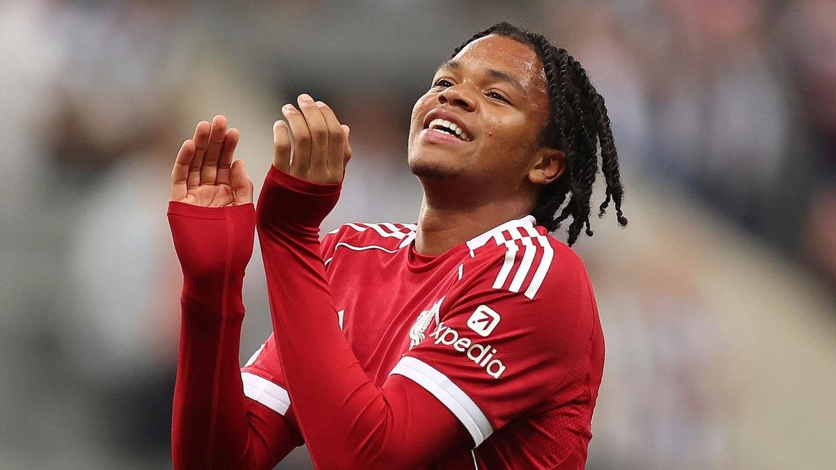 Rio Ngumoha given nickname by Liverpool teammate and it's perfect after ...