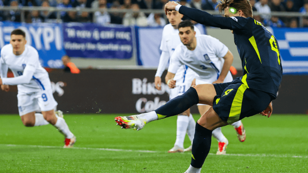 Greek FA facing potential UEFA punishment for 'disgraceful' Scott ...