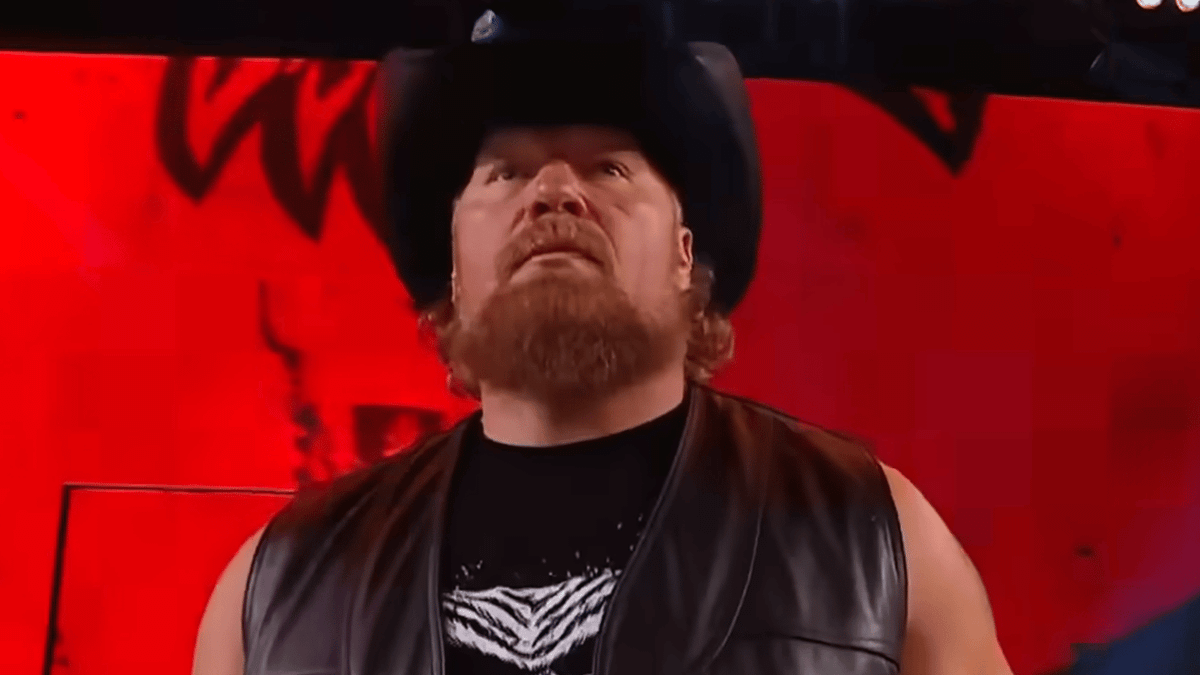WWE fans all raise same Brock Lesnar concern after shocking unseen ...